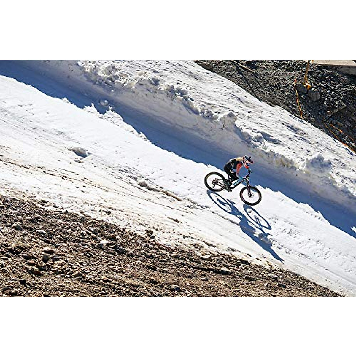 CamelBak Crux & Fusion Thermal Control Kit Accessory- Insulated Tube, Bite Valve Cover- Cold Weather Tube Accessory