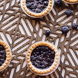 Spare Essentials 120-Pack 5 Inch Small Pie Pans, Disposable Mini Pie Tins, Aluminum Pie Pans for Baking, Storing and Reheating, Pot Pies, Tarts and Quiche