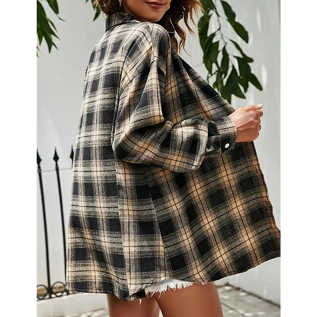 Korebow Oversized Flannels Plaid Shirts for Women Buffalo Plaid Long Sleeve Button Down Shirts Blouse Tops(0028-Khaki-S)