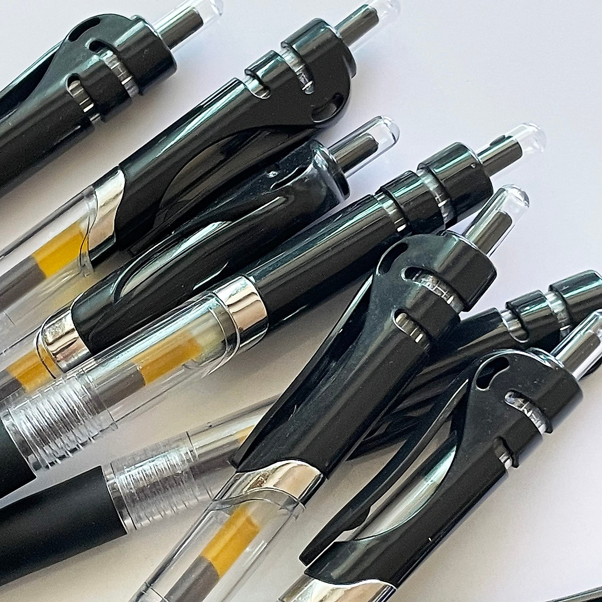 sencoo 9 pack Gel Pens Retractable Erasable Black Ink Rollerball Pens Fine Point Ballpoint Writing Pen for Office - 0.5mm Tips with Comfort Grip