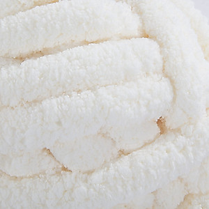 HOMBYS White Chunky Chenille Yarn for Crocheting, Bulky Thick Fluffy Yarn for Knitting,Super Bulky Chunky Yarn for Hand Knitting Blanket, Soft Plush Yarn, 8 Jumbo Pack (27 yds,8 oz Each Skein)