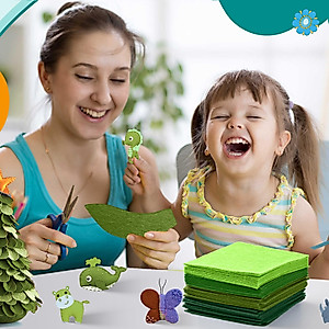 Hlonon 40Pcs Green Felt Fabric Sheets, 4 x 4 Inch Pre-Cut Felt Sheet for DIY Crafts Sewing Patchwork Art Projects, 4 Colors