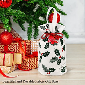 Fabric Gift Bags for Christmas Presents - Set of 6 Christmas Bags with Drawstring, Large Christmas Gift Bags for Presents, Christmas Gift Wrap, Reusable Christmas Bags for Gifts (Christmas Holly)