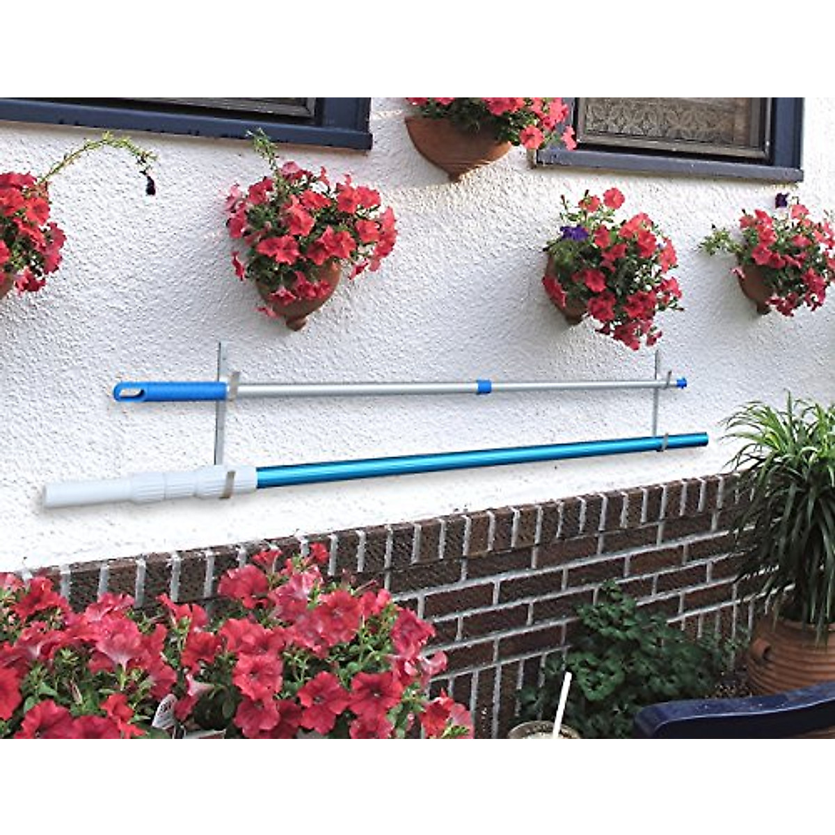Aquatix Pro Pool Pole Hanger Premium 4pc Aluminium Holder Set, Ideal Hooks for Telescopic Poles, Skimmers, Leaf Rakes, Nets, Brushes, Vacuum Hose, Garden Tools and Swimming Pool Accessories