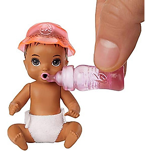 Barbie Skipper Babysitters Inc. Feeding and Changing Playset with Color-Change Baby Doll, Diaper Bag and Accessories