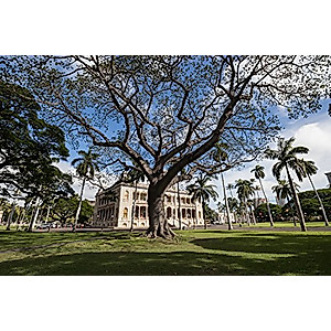 Tamron 10-24mm F/3.5-4.5 Di-II VC HLD Wide Angle Zoom Lens for Canon APS-C Digital SLR Cameras Black