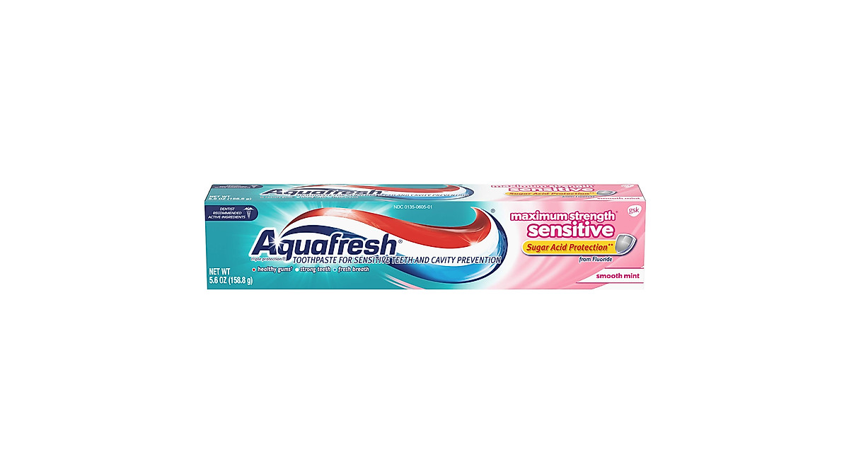 Aqua Fresh Sensitive Maximum Strength Toothpaste for Sensitive Teeth