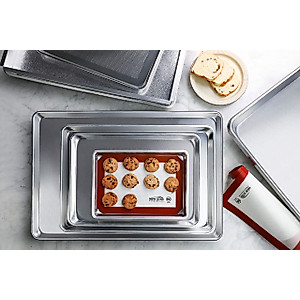 New Star Foodservice 36930 Commercial-Grade 18-Gauge Aluminum Sheet Pan/Bun Pan, 18" L x 26" W x 1" H (Full Size) Pack of 12 | Measure Oven (Recommended)
