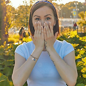 IEFWELL Girls' Charm Bracelets - Butterfly & Heart Initial C Bracelets for Teenage Girls' Gifts