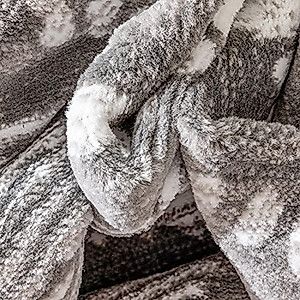 Well Woven Axasta Grey Diamond Medallion Tribal Area Rug (5'3" x 7'3")