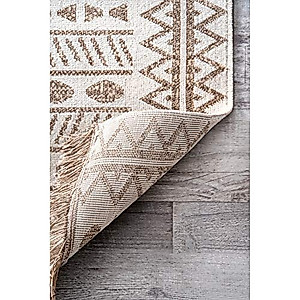 nuLOOM Angie Tribal Indoor/Outdoor Area Rug, 5' x 8', Beige