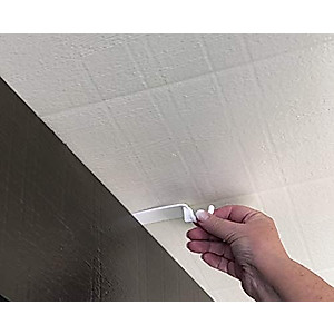 Alumahangers Flat 3" (24PK) Plastic Alumahooks for Insulated Covers. Made in The USA. Great for String Lighting and Light Weight Decorations.