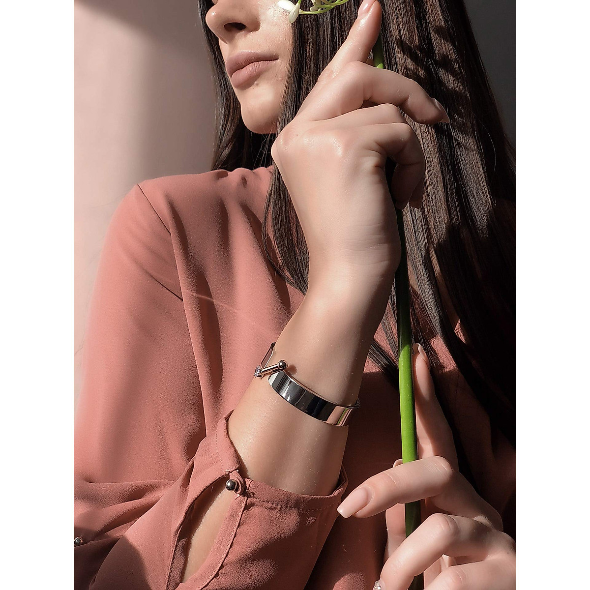 Sincera Fashion Stylish Women's and Girls Bracelet Stainless Steel Bangle with Cubic Zirconia best present