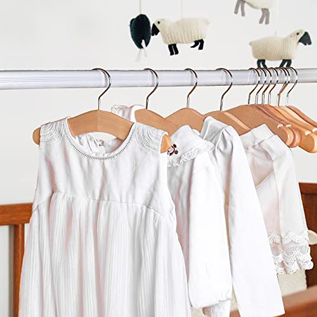 10pcs Children's Wooden Hangers Natural Wooden Kids Hanger Coat Clothes Toddler Hangers for Baby Clothes Closet，Pet Hangers（9.4 inches）