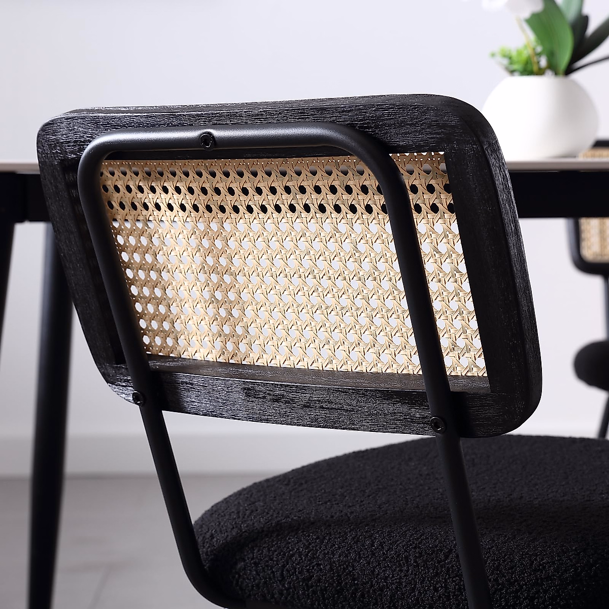 ZH4YOU Black Rattan Dining Chairs Set of 4, Mid Century Modern Chairs with Cane Back Upholstered Boucle Kitchen Chairs Armless Side Chair with Metal Legs for Dining Room/Living Room, Black Sherpa