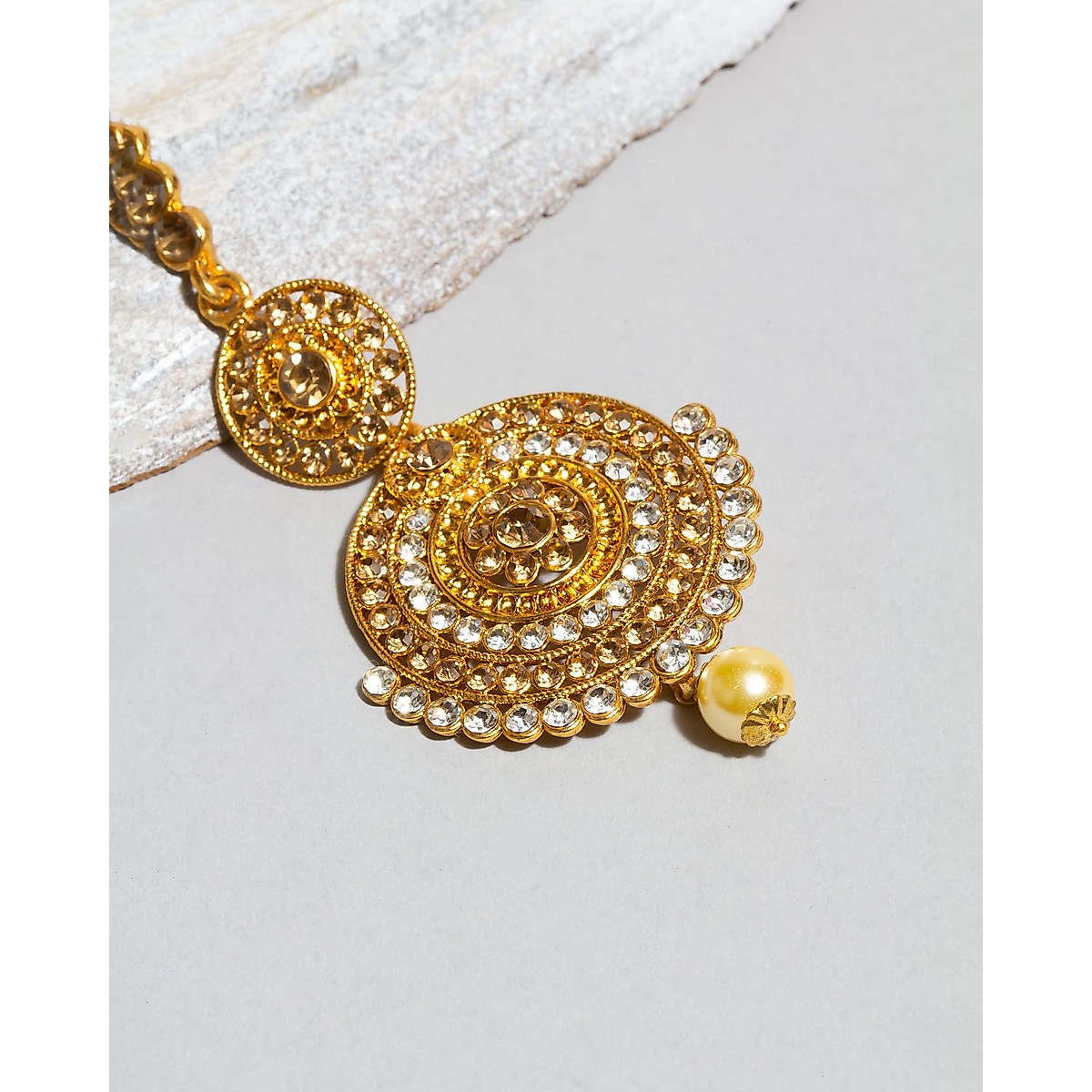 Bindhani Round Golden Mix White Stone Round Earrings & Indian Maang Tikka For Women