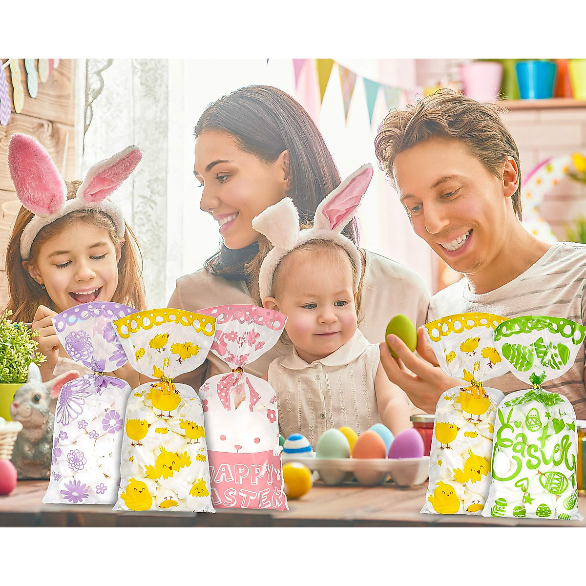 Whaline Easter Cellophane Party Bags 160pcs Bunny Easter Egg Treat Bags with 200pcs Gold Twist Ties Plastic Cello Candy Sweet Bags Gift Bags Chick Flower Bags for Easter Party Table Decor, 4 Designs
