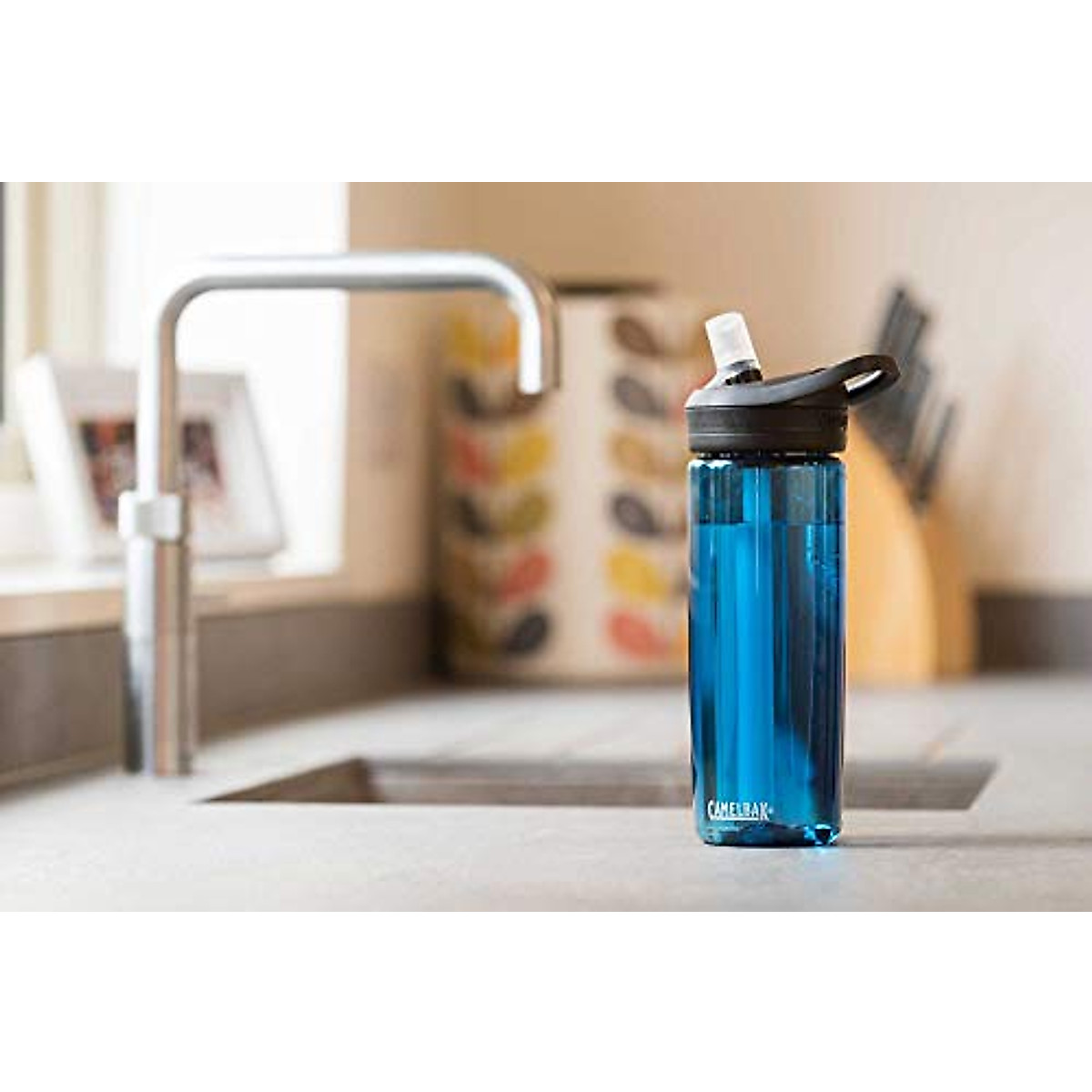 CamelBak eddy+ BPA Free Water Bottle, 20 oz, Dotted Floral