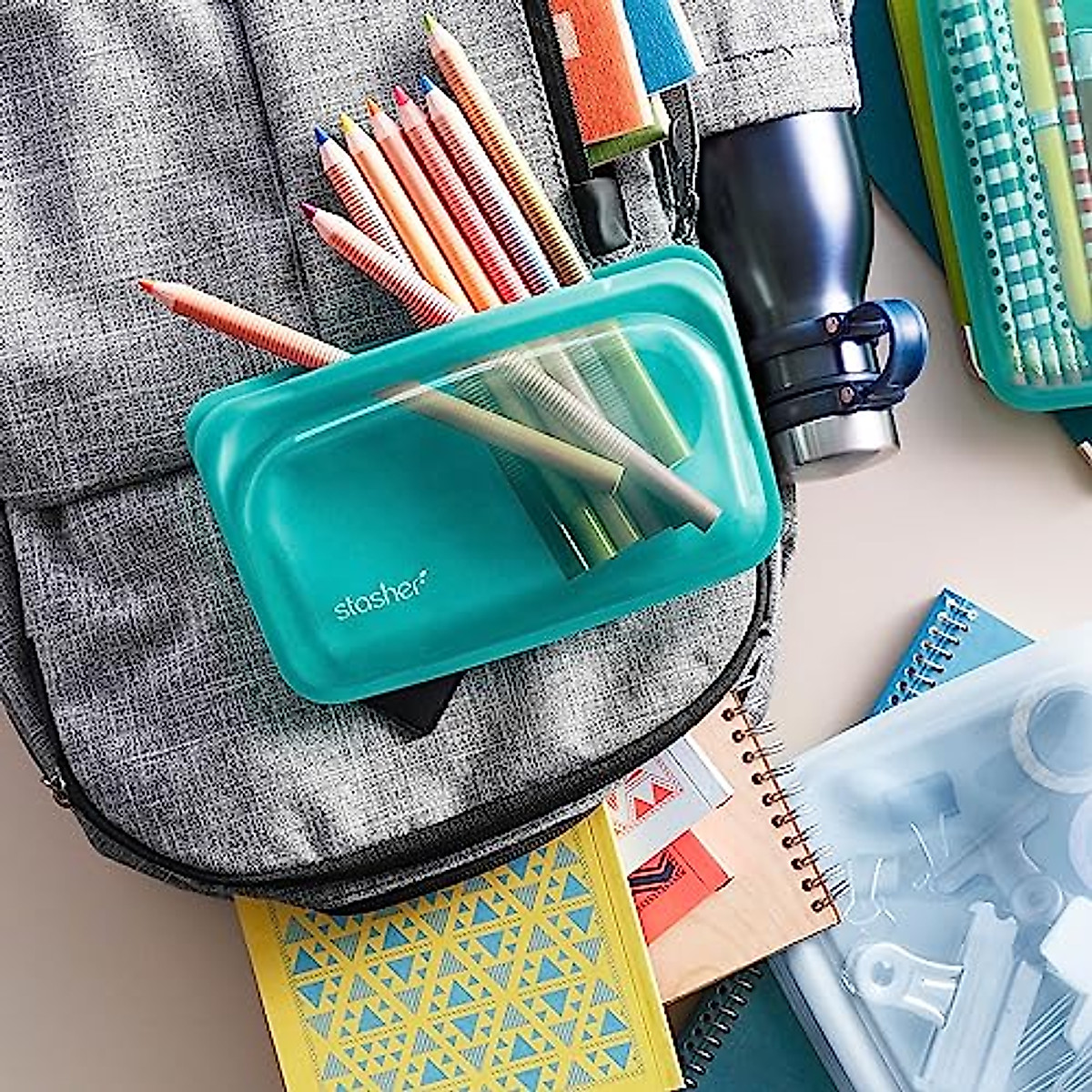 Stasher Reusable Silicone Storage Bag, Food Storage Container, Microwave and Dishwasher Safe, Leak-free, Snack, Clear