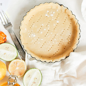 Cedilis 4 Pack Ceramic Mini Pie Pans, 6 inch Pot Pies Pan with Fluted Rims, 10oz Small Pie Dish for Baking Individual Quiche, Tarts, Fruit Pies, Microwave and Dishwasher Safe, 4 Color