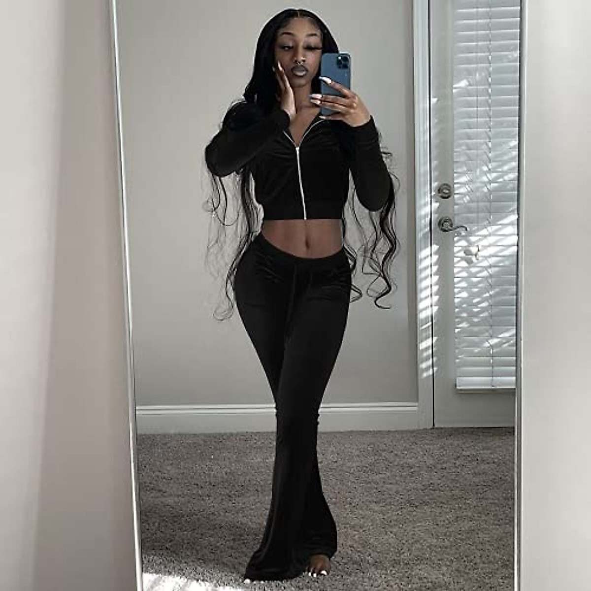 Wryran Velour Tracksuits Womens 2 Piece Lounge Outfits Zip Up Cropped Jacket Velvet Track Suits Y2K Sweatshirt and Flared Sweatpants with Pockets Matching Set Black Medium