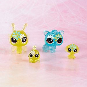 Littlest Pet Shop Blooming Bouquet, 16 Pets, Part of The LPS Petal Party Collection