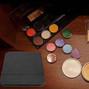 Leather Foldable Compact Vanity Mirror, Personal Frameless Portable Beauty Adjustable Makeup Stand Mirror Muti Use (8 * 6inch)