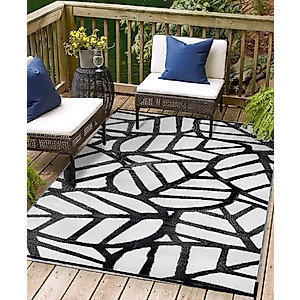 GARTOL 9x12 Outdoor Rug Waterproof, Reversible Plastic Straw Rug for RV, Patio, Backyard, Pool Deck, Picnic, Beach, Camping, Outdoor Carpet Mat (Black & White)