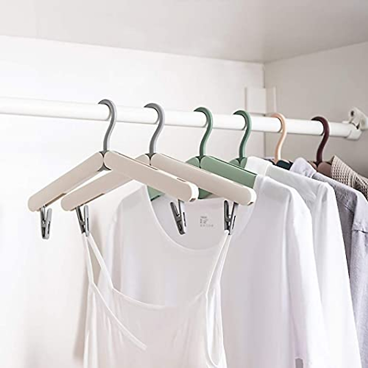 Portable Folding Travel Hangers (4 Pcs) | Lightweight Clothes Hangers for Travel, Outdoor, and Home Use | Foldable Clothes Drying Rack with Storage Pouch