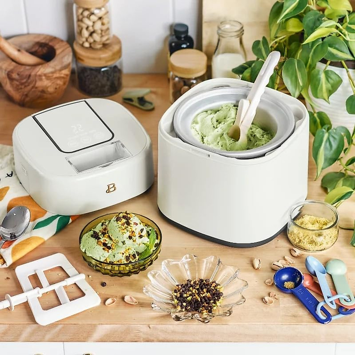 Beautiful 1.5QT Ice Cream Maker with Touch Activated Display, White Icing by Drew Barrymore (White Icing)
