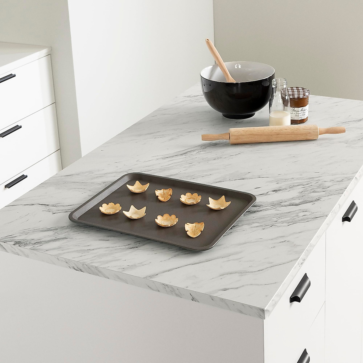 South Shore Amaro Kitchen Island with Storage, White Marble and White