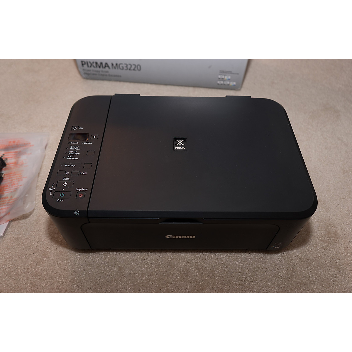 Canon PIXMA MG3220 Wireless Color Photo Printer with Scanner and Copier (Discontinued by Manufacturer)