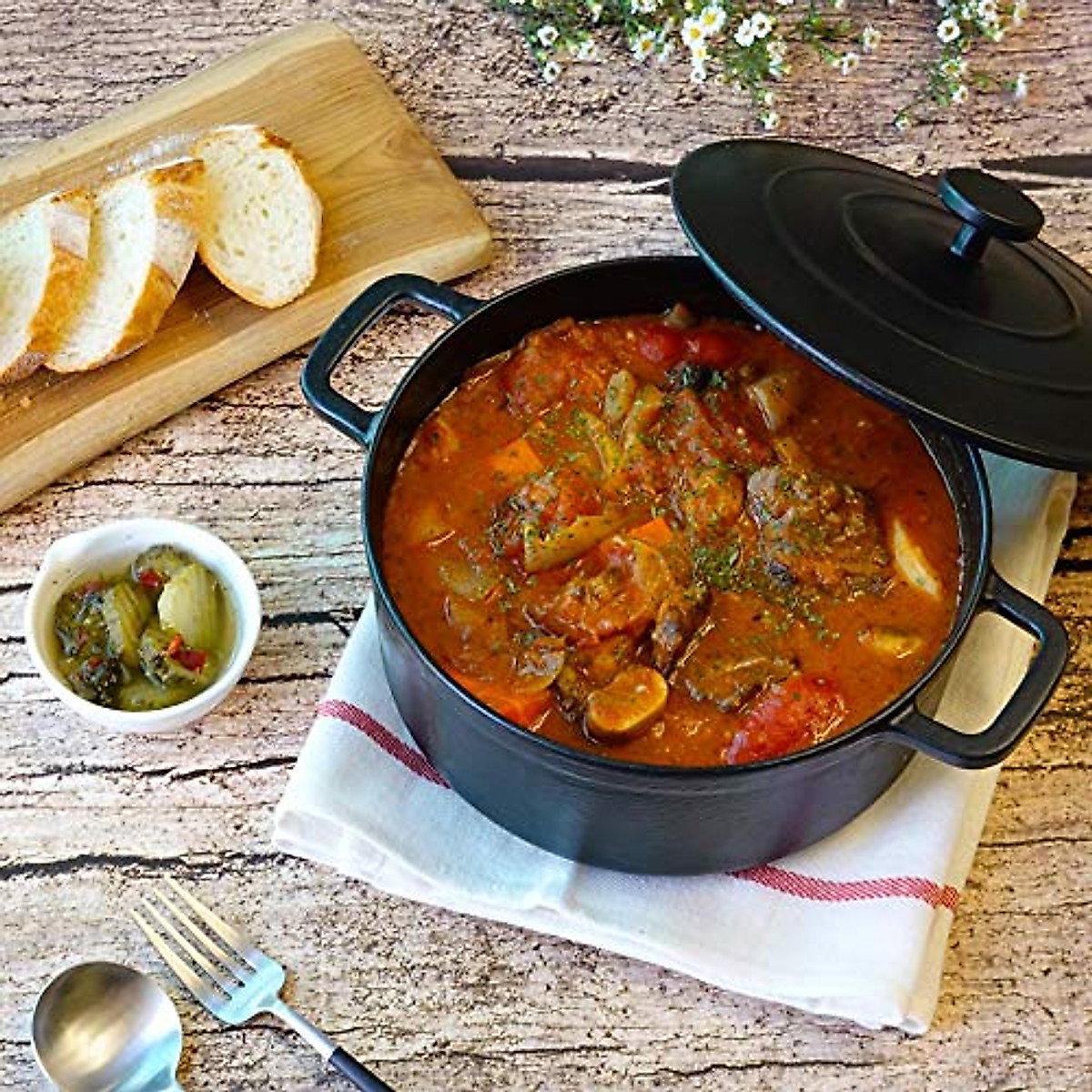 MOOSSE Premium Dutch Oven, Enameled Cast iron Pot for Induction Cooktop, Stove, Oven, No Seasoning Required, Made in Korea, 4.2 Quarts (4L), 9.4” (24 cm)