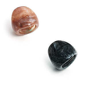 Vintage Acrylic Chunky Wide Band Rings Set for Women Girls Statement Resin Dome Engagement Cocktail Party Finger Ring Comfort Fit Lightweight Fashion Retro Exaggerated Y2K Jewelry 2PCS Size 7-8