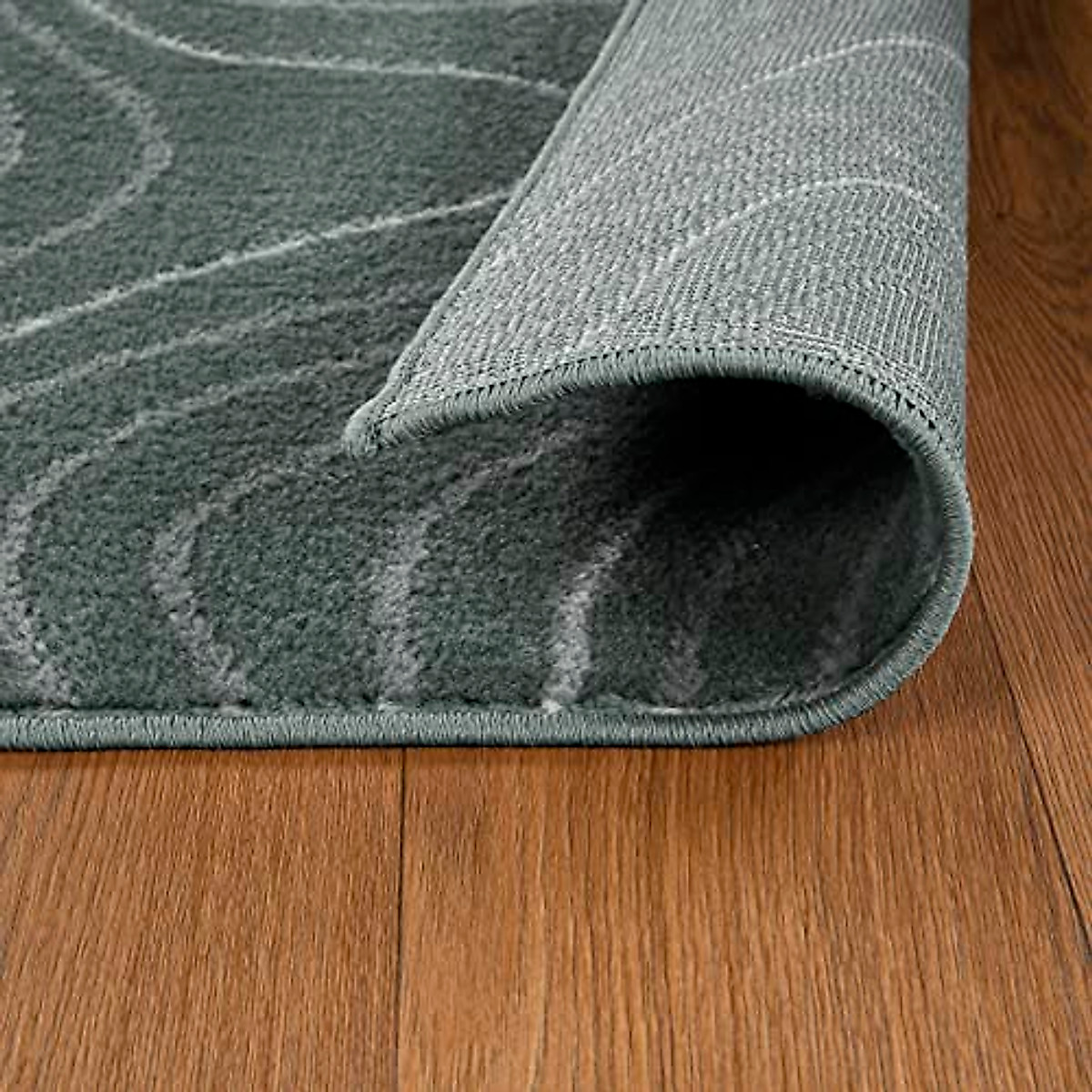 SUPERIOR Indoor Runner Rug, Modern Abstract Decor for Living/Dining Room, Office, Bedroom, Entryway, Kitchen, Dorm, Playroom, Hardwood Floor Throw, Jute Backing, Veer Collection, 2' 7" x 8', Slate