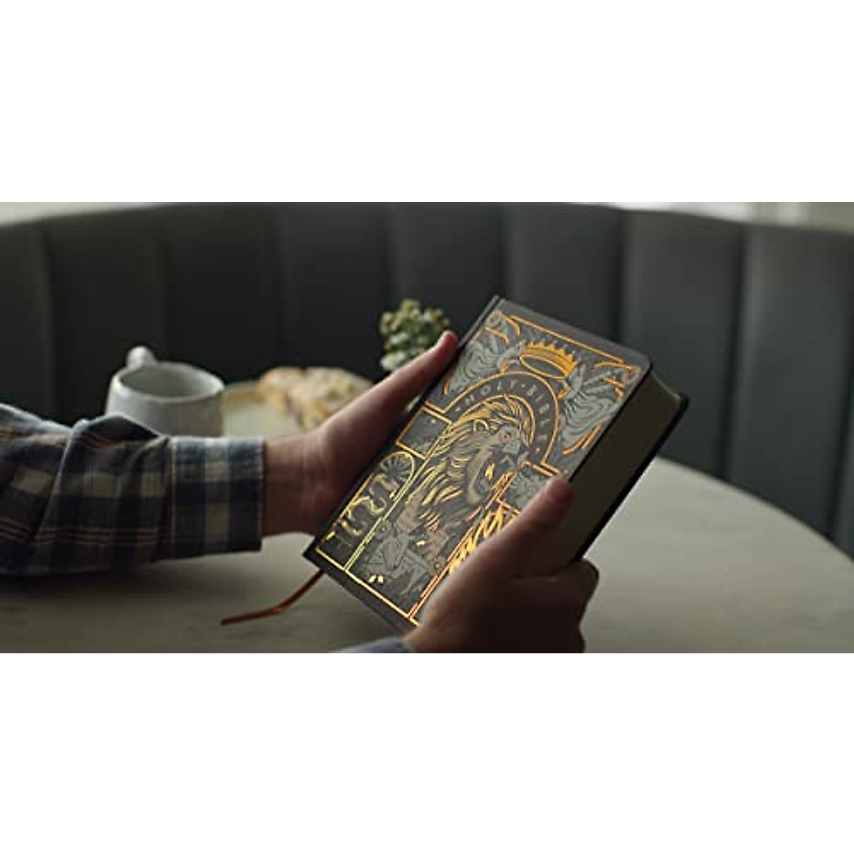 ESV Single Column Journaling Bible, Artist Series (Hardcover, Joshua Noom, The Lion and the Lamb)