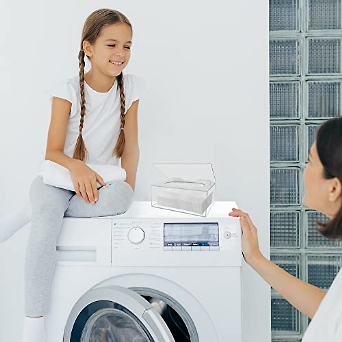 Dryer Sheet Dispenser with Hinged Lid,Acrylic Laundry Dryer Sheet Holder, Dryer Sheets Container for Fabric Softener Sheets, Tissue Box, Container Storage Box for Laundry Room Décor (Clear)