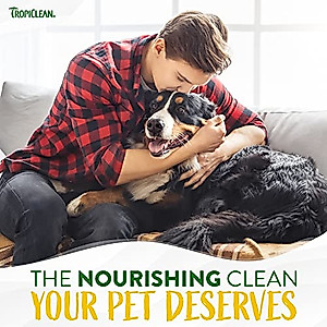 TropiClean Hypoallergenic Dog Wipes for Paws and Butt | Fragrance Free Dog Grooming Wipes | Safe for The Face | Puppy & Cat Friendly | 100 Count
