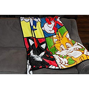 JUST FUNKY Sonic The Hedgehog Warhol Throw Blanket | 45 x 60 Inch Large Fleece Blanket