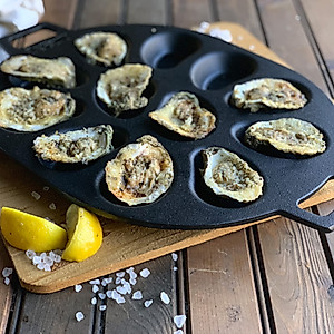 Bayou Classic 7413 Oyster Grill Pan Perfect For Grilling and Serving 12 Oysters or Clams On The Half Shell