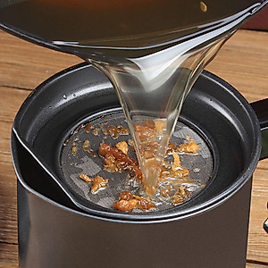 Ourokhome Bacon Grease Container with Strainer,1.3L / 5.2 Cup Kitchen Used Cooking Oil Storage Can Grease Keeper with Fine Mesh Strainer and Lid for Fat, Hot Frying Oil (Black)