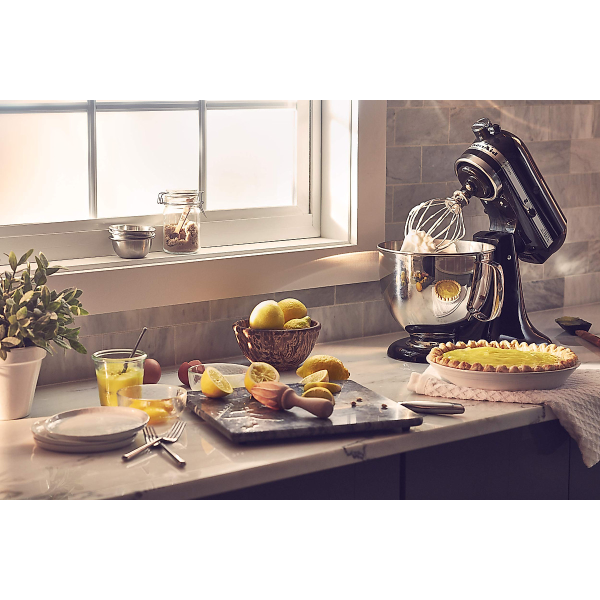 KitchenAid KSM150PSOB Artisan Series 5-Qt. Stand Mixer with Pouring Shield - Onyx Black