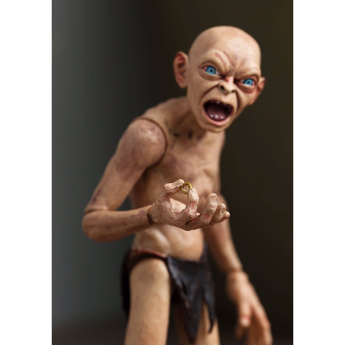 Diamond Select Toys San Diego Comic-Con 2021 Exclusive The Lord of The Rings: Frodo & Gollum Deluxe Action Figure Box Set, Multicolor