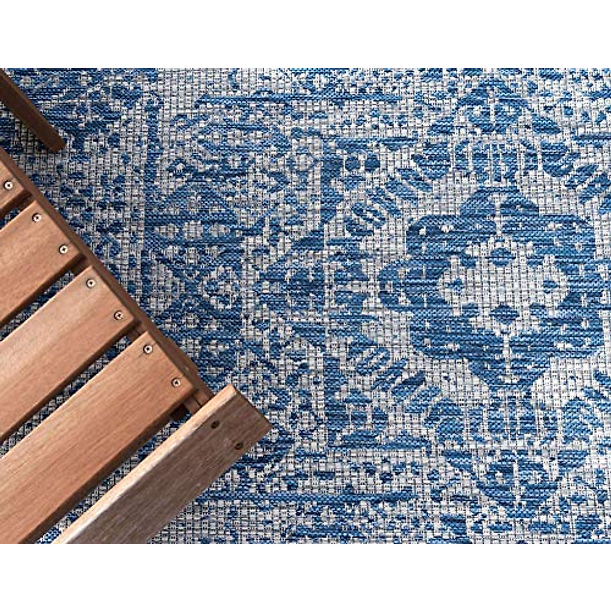 Unique Loom Outdoor Traditional Collection Area Rug - Timeworn (2' x 8' Runner, Blue/ Gray)
