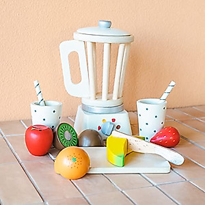 New Classic Toys Wooden Smoothie Set - Pretend Play Toy for Kids Cooking Simulation Educational Toys and Color Perception Toy for Preschool Age Toddlers Boys Girls