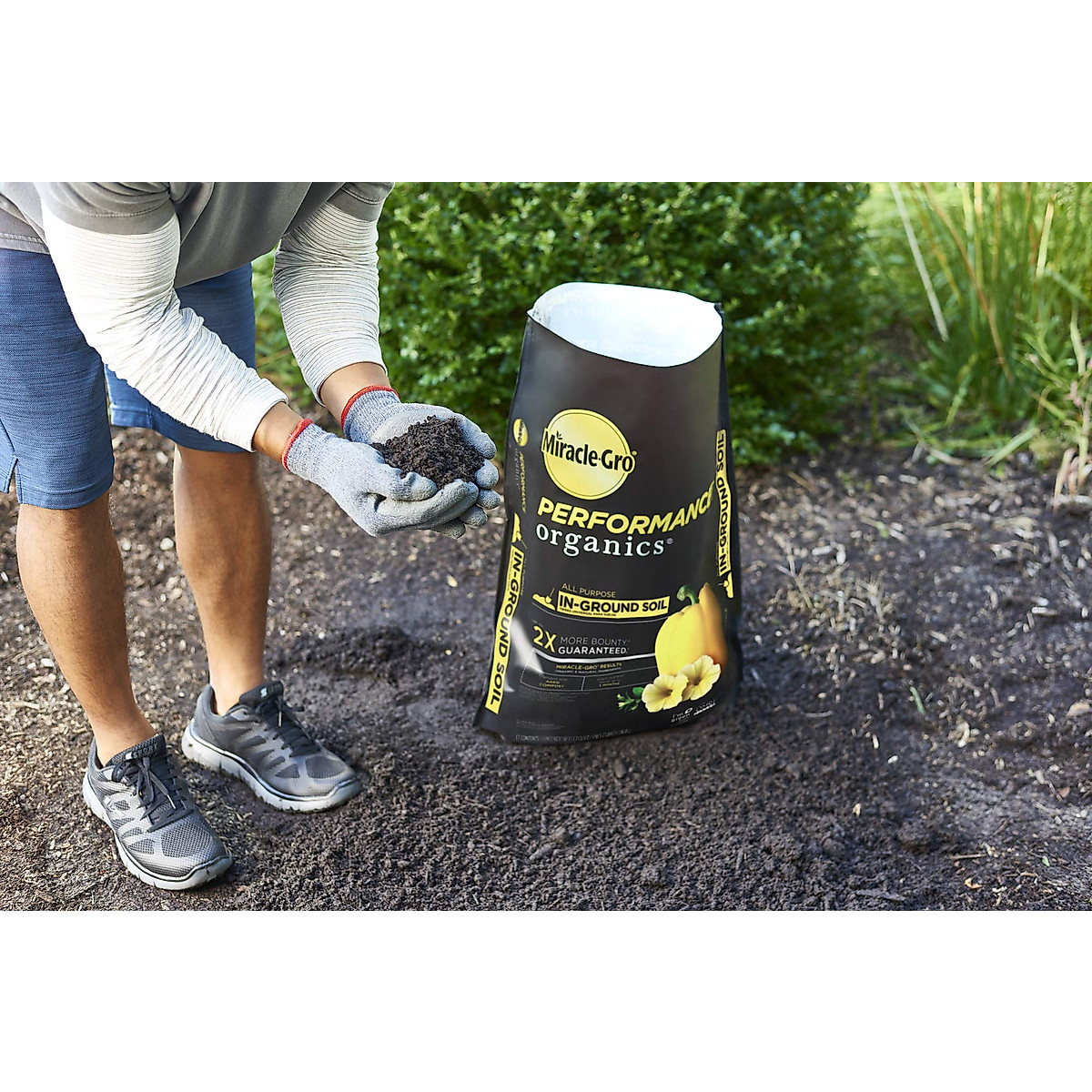 Miracle-Gro Performance Organics All Purpose In-Ground Soil - Organic and Natural Ingredients, Soil for Vegetables, Flowers and Herbs, Feeds for up to 3 Months, 1.3 cu. ft.