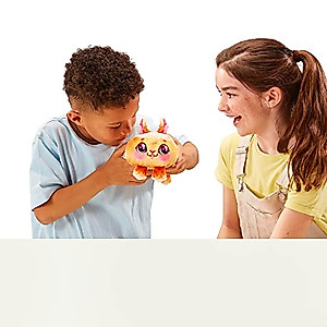 Cookeez Makery Baked Treatz. Mix & Make a Plush Best Friend! Place Your Dough in The Oven and Be Amazed When A Warm, Scented, Interactive, Plush Friend Comes Out! Which Surprise Bake Will You Make?