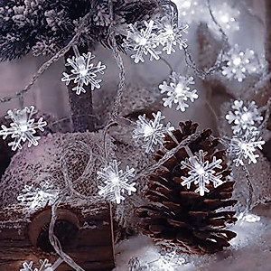 PrettyMarry Christmas Led Snowflake Outdoor Lights 33FT 50 Waterproof Indoor Snow Light for New Year Party Birthday Wedding Use in Living Room Bedroom Garden Roof Eaves White Color