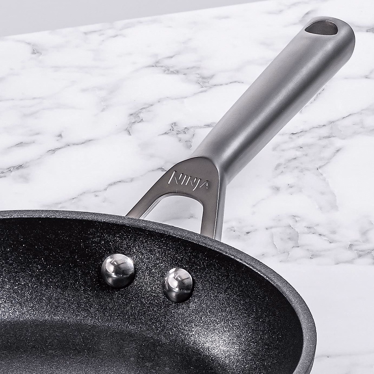 Ninja ZEROSTICK Premium Cookware 28cm Frying Pan, Long Lasting, Non-Stick Hard Anodised Aluminium, Induction Compatible, Oven Safe to 260°C, Grey C30028UK