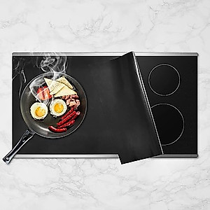 U´re made 4 cooking - Large Induction Cooktop Protector Mat 28.34" x 20.47", Magnetic Electric Stove Cover Antistrike/Antiscratch Glass Top Stove Cover. Max temperature resistance 425℉.